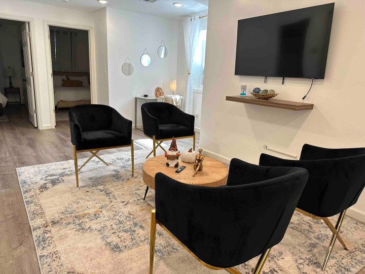 North Newark 2br/1ba Free Parking Included - 뉴어크