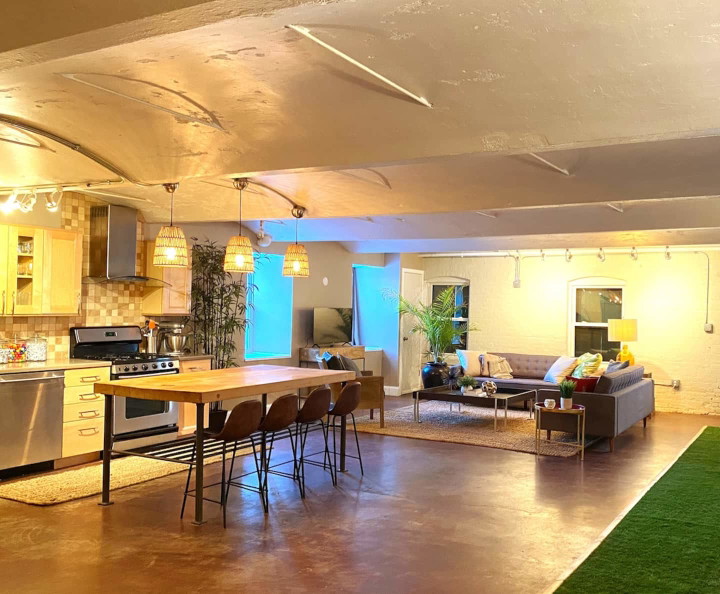 Stunning Bungalo-style Loft In Downtown Albany - Albany, NY
