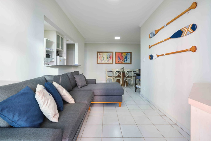 Apartamento Em Ubatuba - 100 M Da Praia Grande - Ubatuba