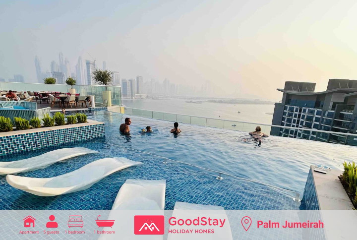 Infinity Pool Beachfront 1-br - Dubai