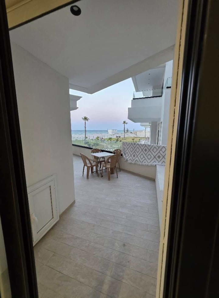 Right On The Water | 2 Bedrooms | Terrace With Sea View - Mahdia