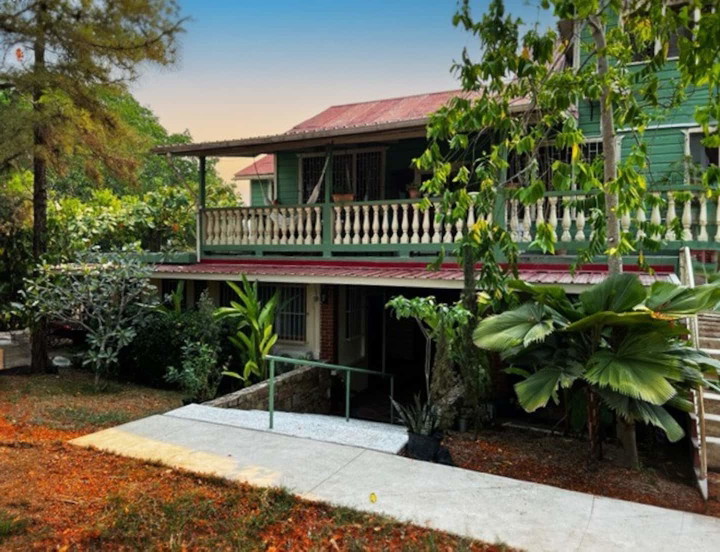 Chechem Suite - Belize