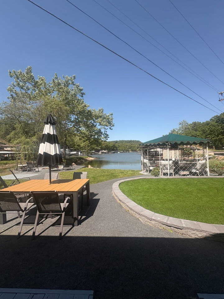 Cozy Cove And Lake House On The 9.5 Mm - Sunrise Beach, MO