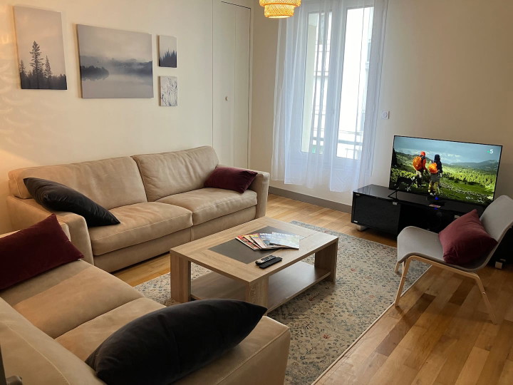 Spacious Apartment City Center 2 People - Vendôme