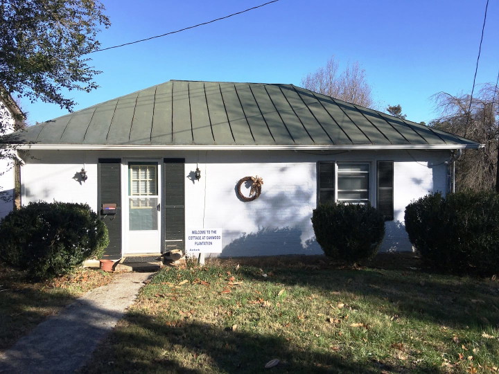 The Cottage At Oakwood. Pet Friendly. Self Check - Bedford, VA