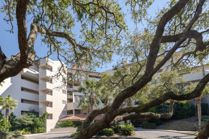 Sandcastle Court 219 - Jacksonville, FL