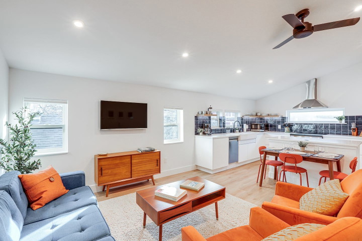 < 1 Block To City Park: New-build Apt In Denver! - Denver, CO