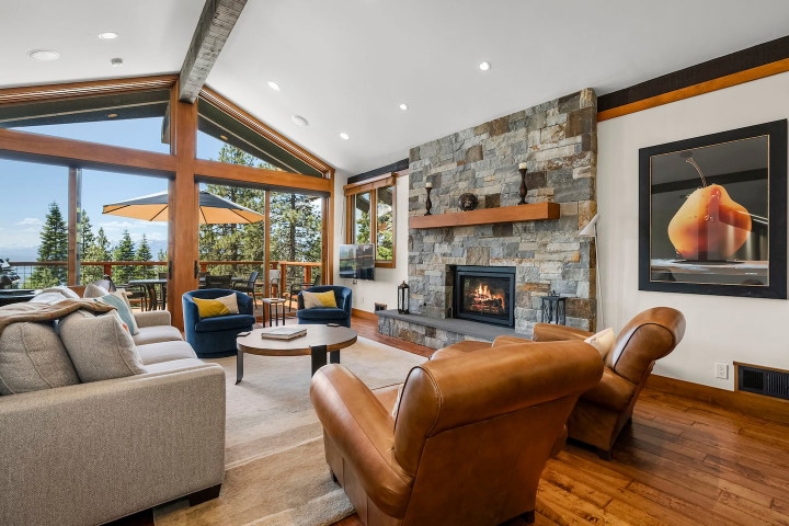 Beautiful Home With Tahoe View, Private Hot Tub - Tahoe City, CA