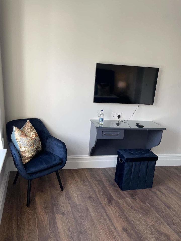 Family Room No. 5-rooms On The River@ Johnsons Bar - Kildare