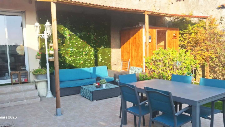 Studio Chill, Sauna & Piscine - L'Isle-d'Abeau