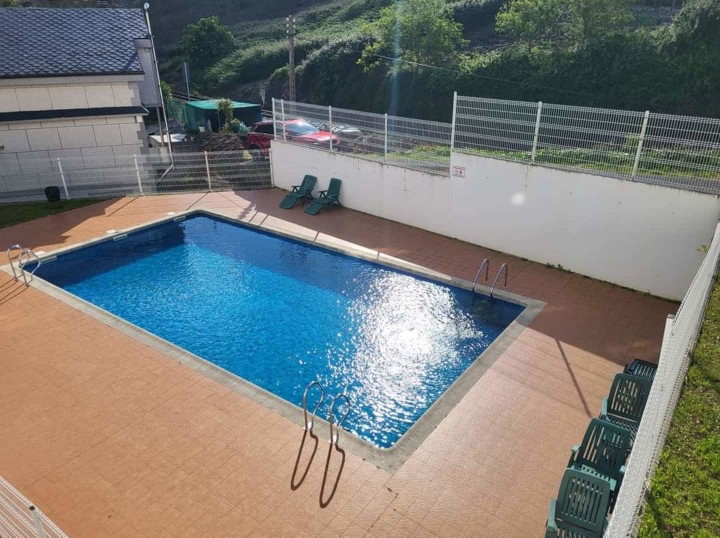 Centrally Located Apartment In Viveiro With Parking - Viveiro