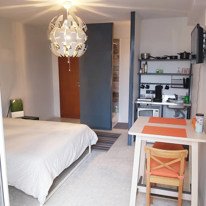Studio Balcon Green 600 Mètres Gare & Bus Aéroport - Charleroi