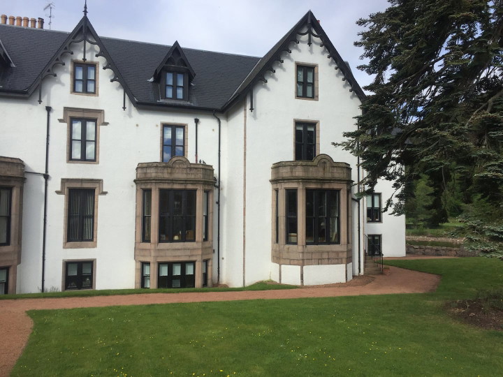 Beautiful Riverside Apartment In Ballater - Ballater