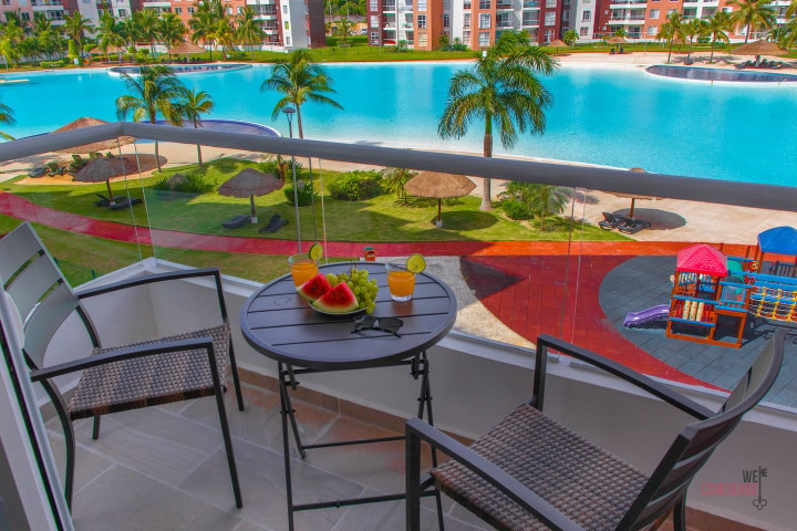 7 Pools + Lagoon View ~ New Apartment - Cancún
