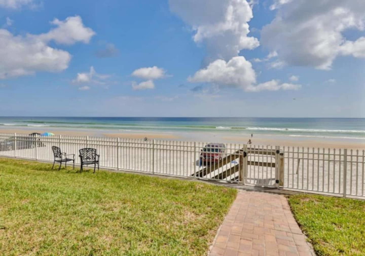 Oceanfront Villa @ Ocean Teck Nsb - New Smyrna Beach, FL