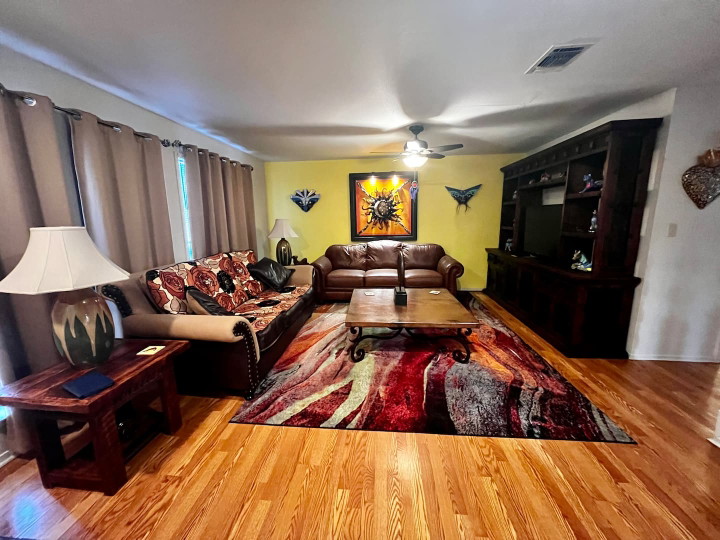 The Rustic Home Ii - Laredo, TX