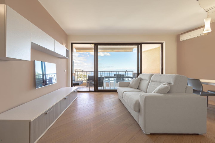 Taormine  Appartement Avec Balcon Et Vue Sur La Mer - Taormine