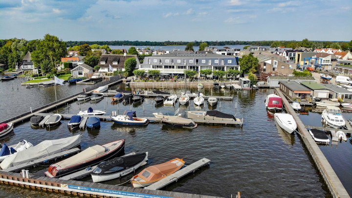 Relax By The Lake With Bikes And Dining - Maarssen