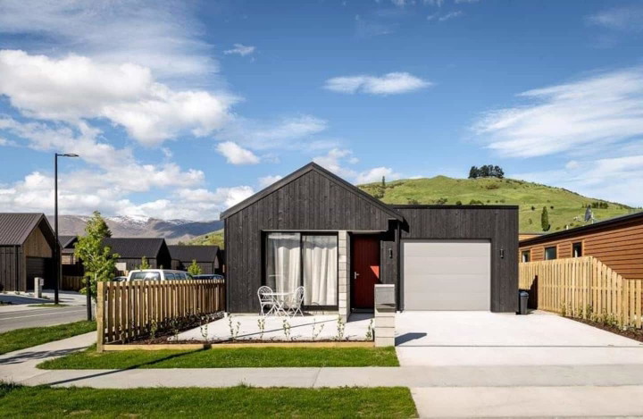 Homely Cheerful 4- Bedroom Home With 2 Bathrooms - Arrowtown