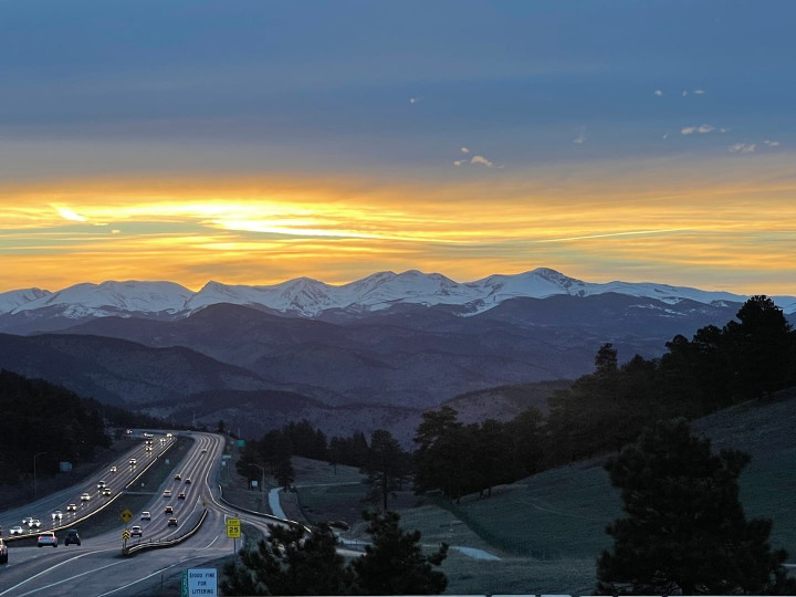 Family Friendly Lookout Mountain Apt By Red Rocks - Morrison, CO