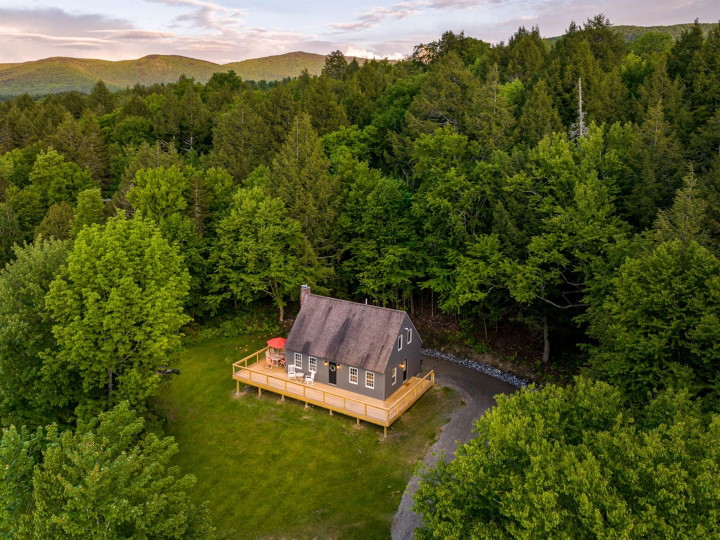 Hike & Bike Stowe | 7 Min To Town | Ac | Hot Tub - Stowe, VT