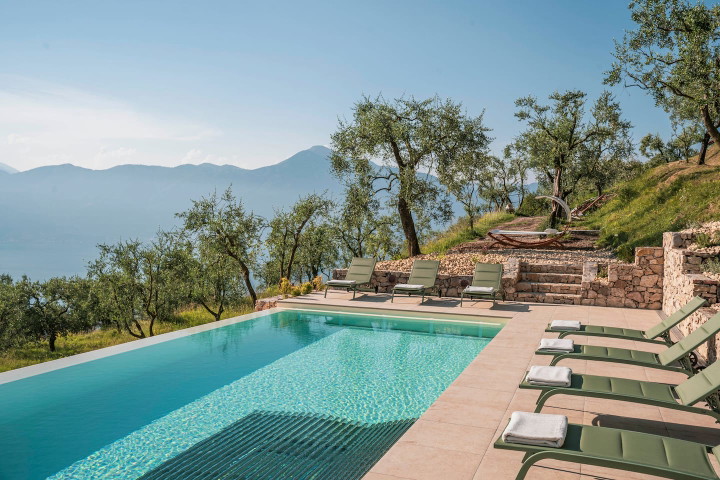 Podere Sabaina  Views, Private Heated Pool - Garda
