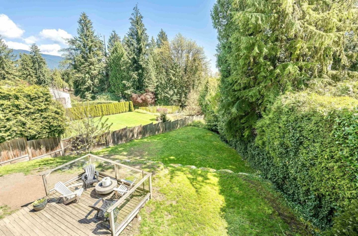 Westvan Retreat|private Gym/yard | 2min Park Royal - North Vancouver