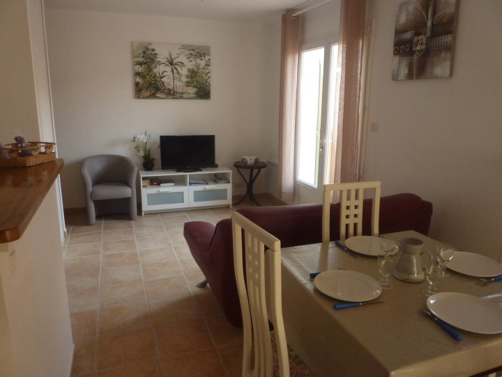 Gîte Floral, 2 Chambres,terrasse 20m²,(2 *) - Vaucluse
