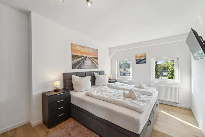 Up To 4 People Close To The City Center Elevator - Nordsee