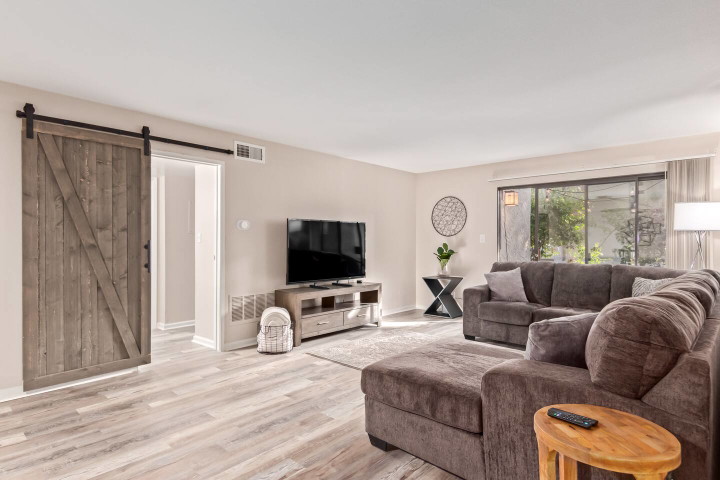 Modern Arcadia/scottsdale Condo With Pool - Phoenix, AZ
