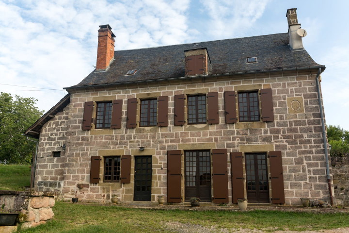 Maison 12 Pers · Piscine, Billard · Proche Brive - Turenne