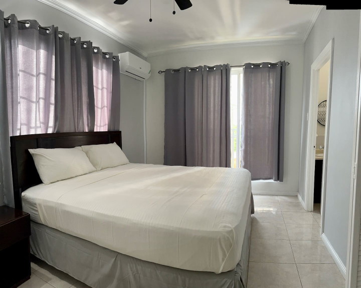 Suite S11 (Appartement 1 Chambre Avec Lit King Size, Parking Gratuit Et Wi-fi) - Kingston