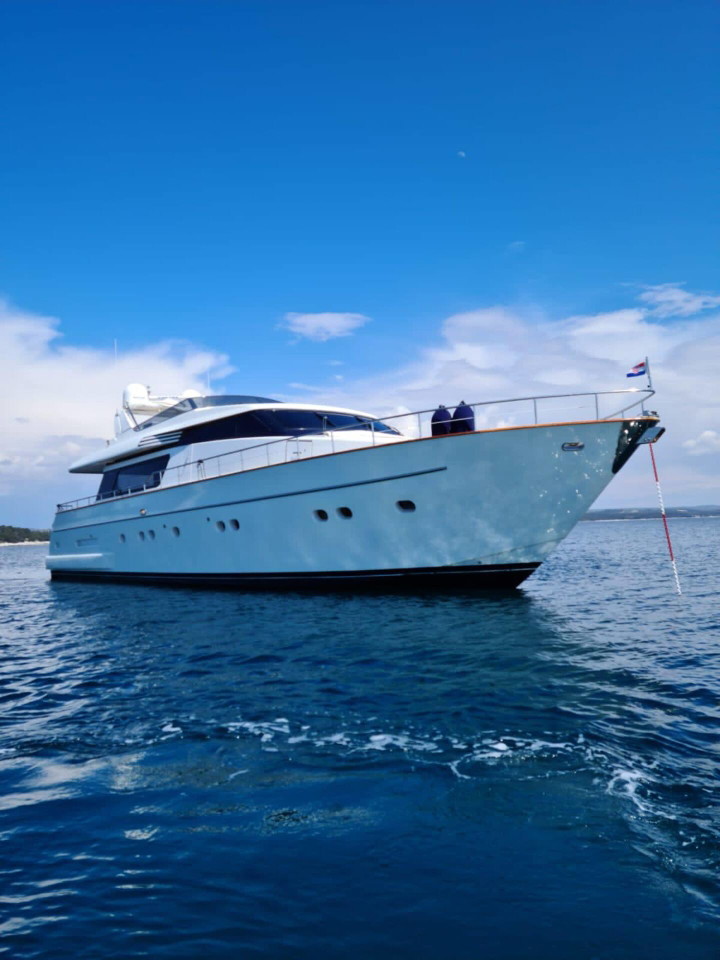 Motor Yacht Lizard - Golfe-Juan
