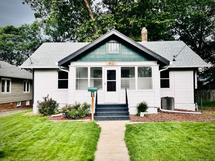 Cottage By Drake - Des Moines, IA