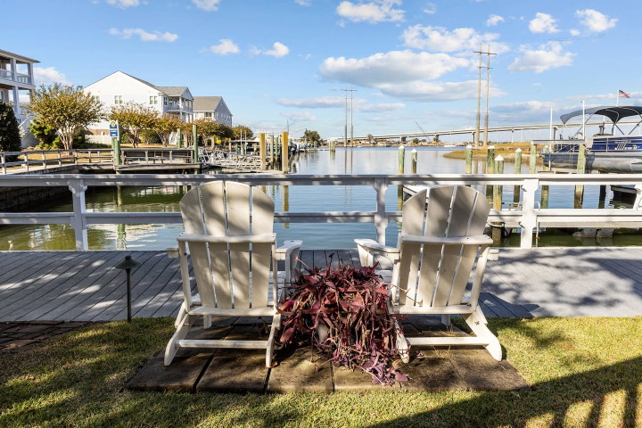 Bridgeview On Broad-sound Front Apartment - Beaufort, NC