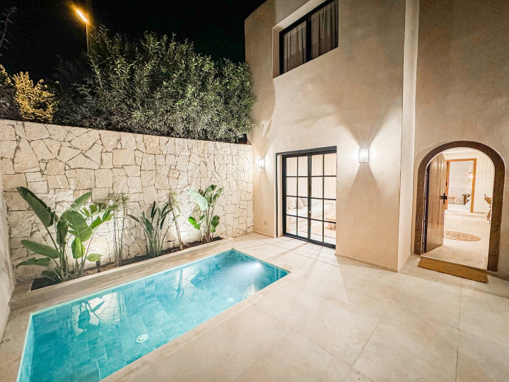 Architect-designed 4-bedroom Villa With Pool - Agadir