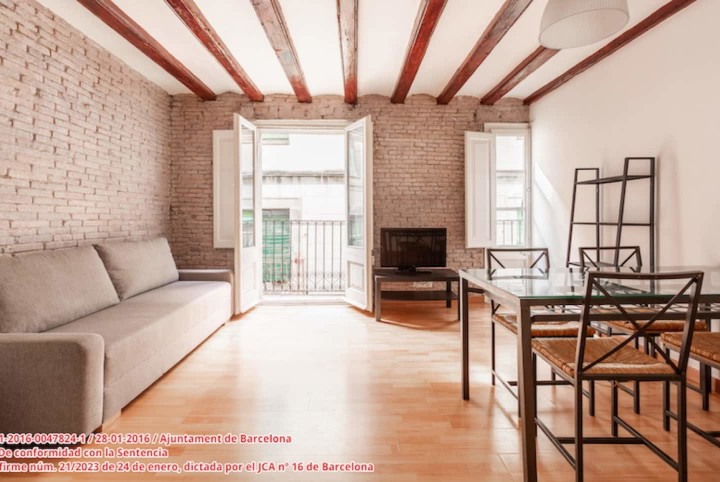Nice Groupflat 6-bedr 3-bathr Close To Las Ramblas - La Barceloneta