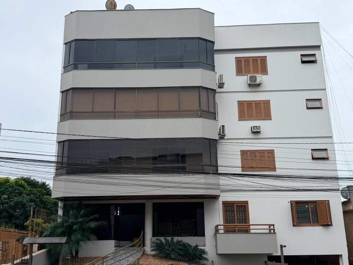 Ap De 2 Quartos Com Garagem No Centro. - Lajeado