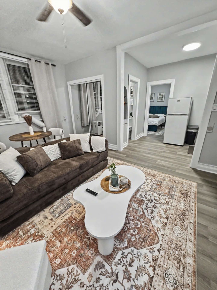 New The Ivory Nest Near Beach And Cta - Evanston