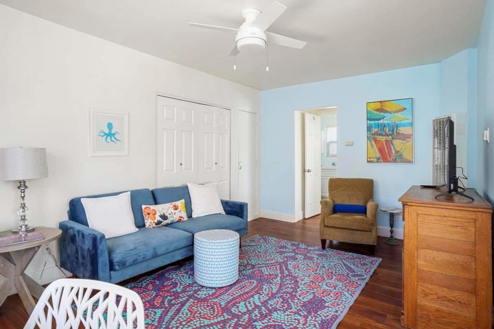 Ben's Beach Bungalow 5, Cheery Mission Beach 1br! - Kaliforniya