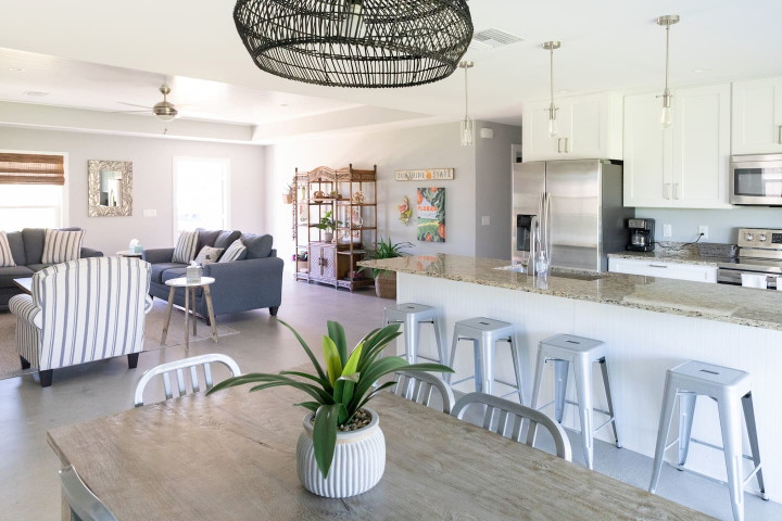 Family Retreat South | Spacious 4br, 4ba Getaway - Sebastian, FL