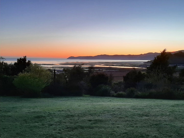 Golden Bay View Cottage - Tākaka