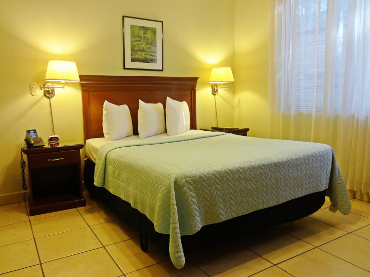 Private Room In Hotel. 1 Qbed Max 2. Bkft Included - Managua