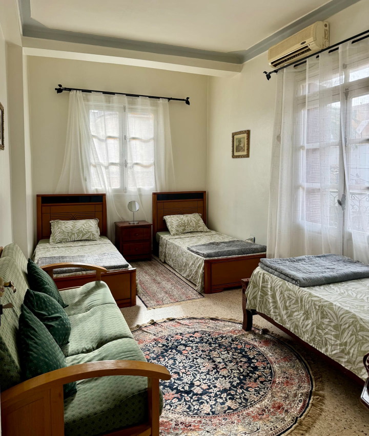 Grand F2 Lumineux Avec 3 Façades Aérées. - Algiers [El Djazaïr]