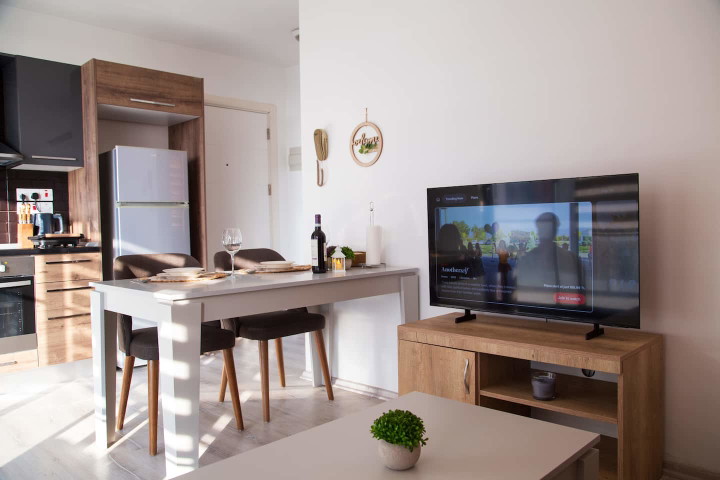 Your Home At Uptown With Sunset View And Pool - Famagusta