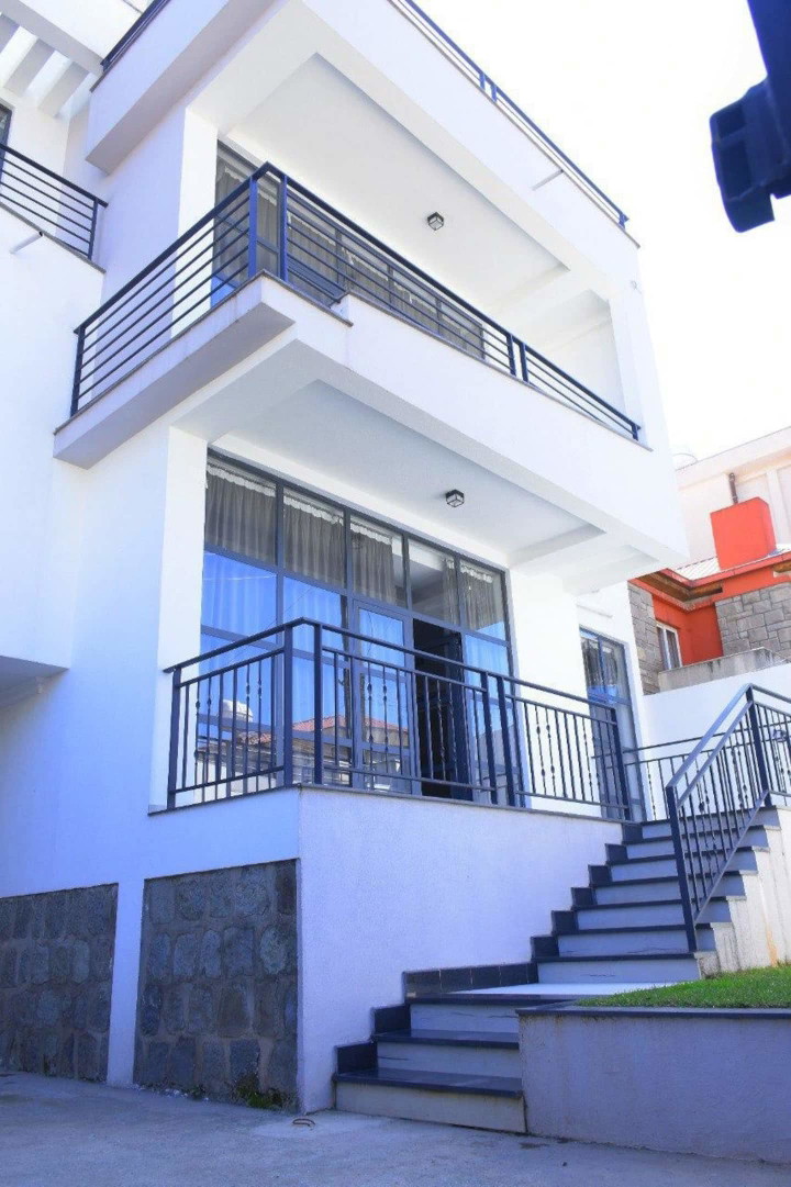 Luxury Home, With Floor Heating System For Comfort - Addis Ababa