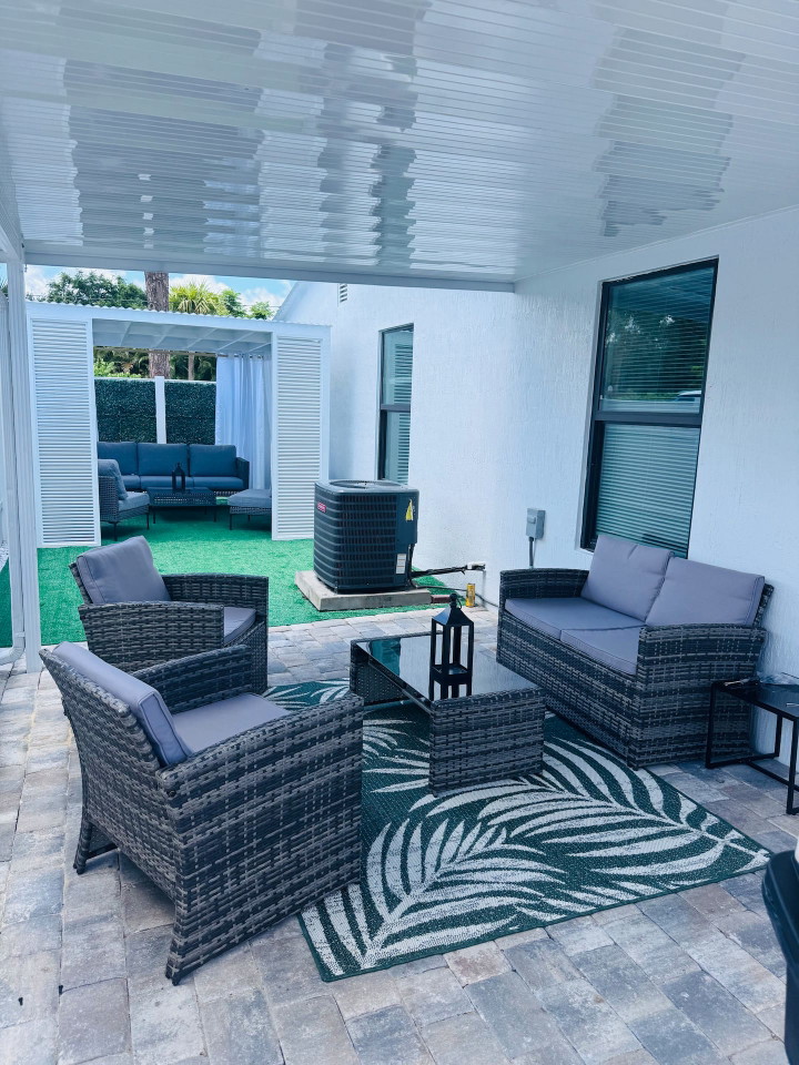 Relax Paradise Modern And Cozy - West Palm Beach, FL