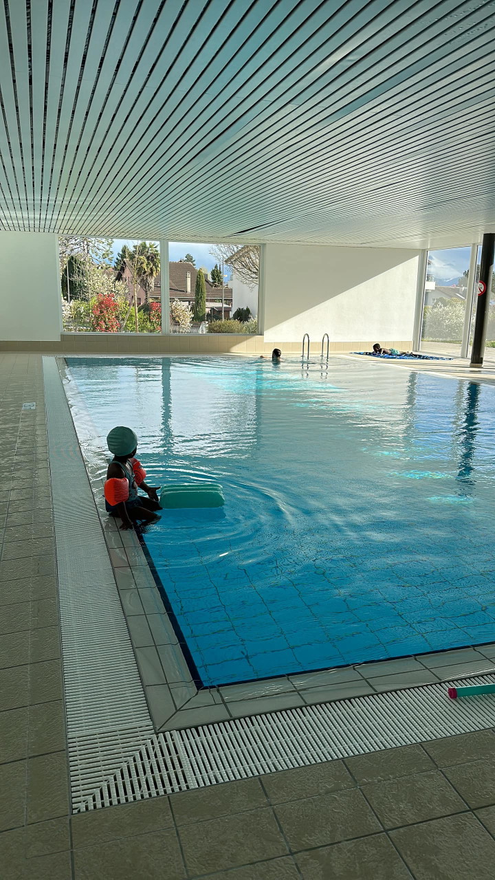 Cosy Family Flat | Pool · Park · 10 Min Lausanne - Bussigny