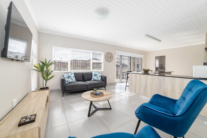 2 Bedroom Apartment - Springbok