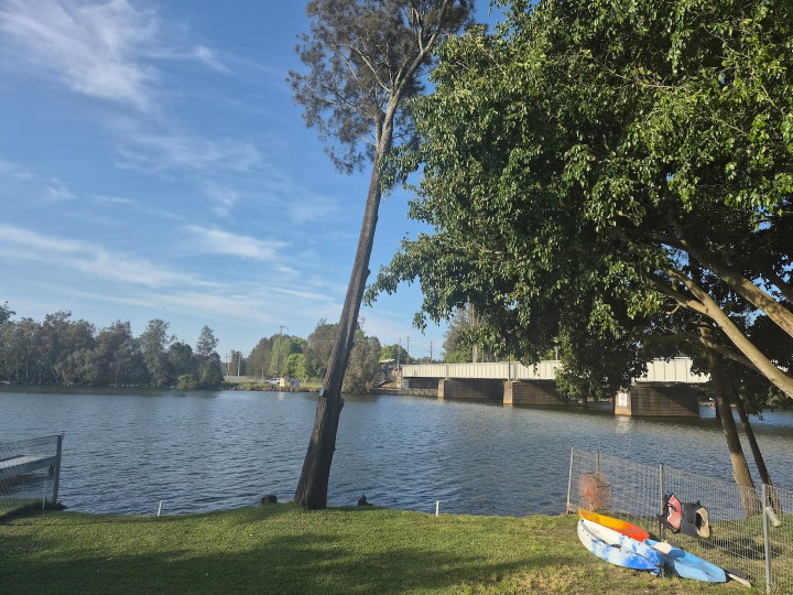 Six On The Creek - Newcastle